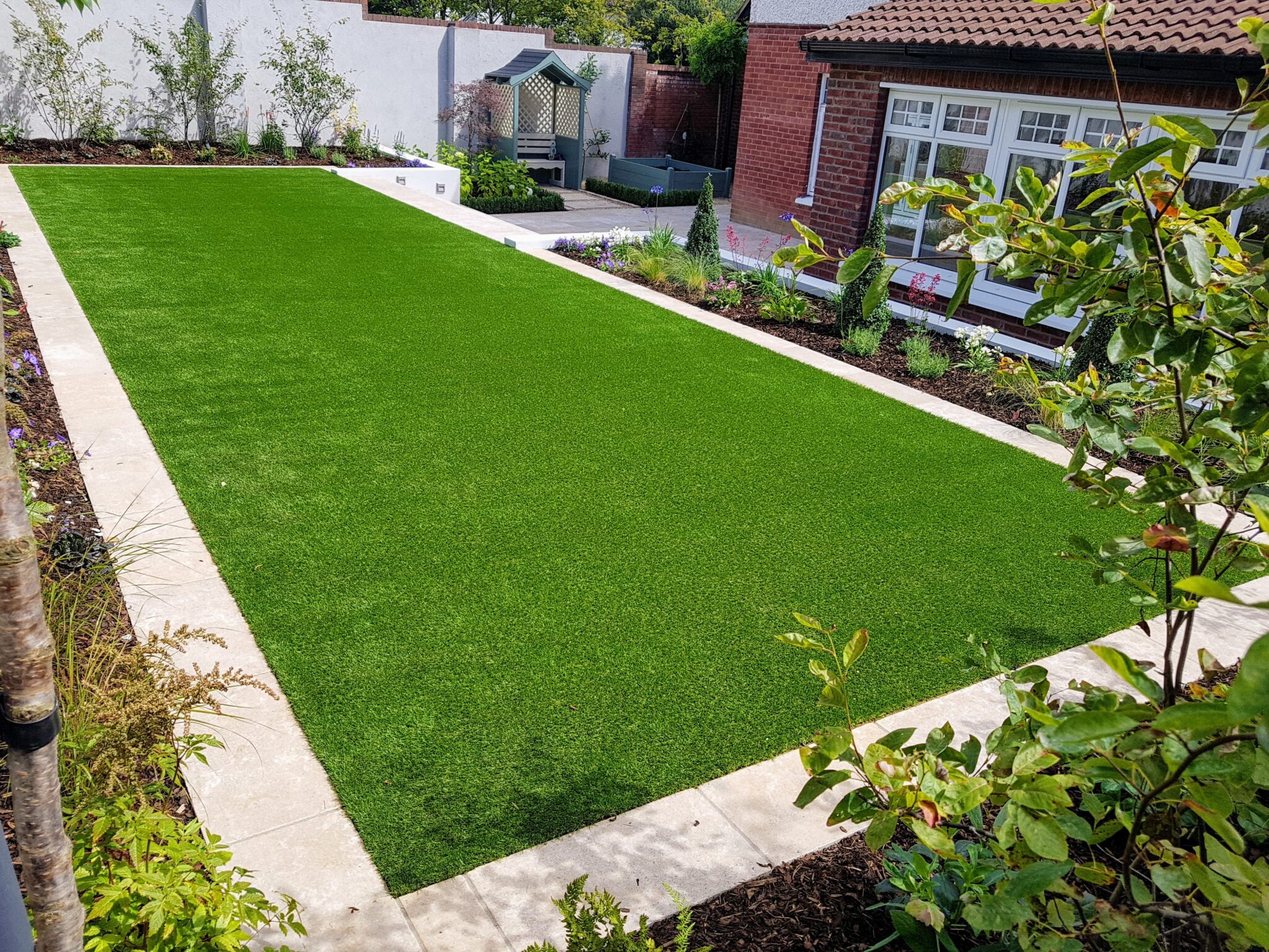 Clean, Crisp & Contemporary Garden Design in Cabinteely