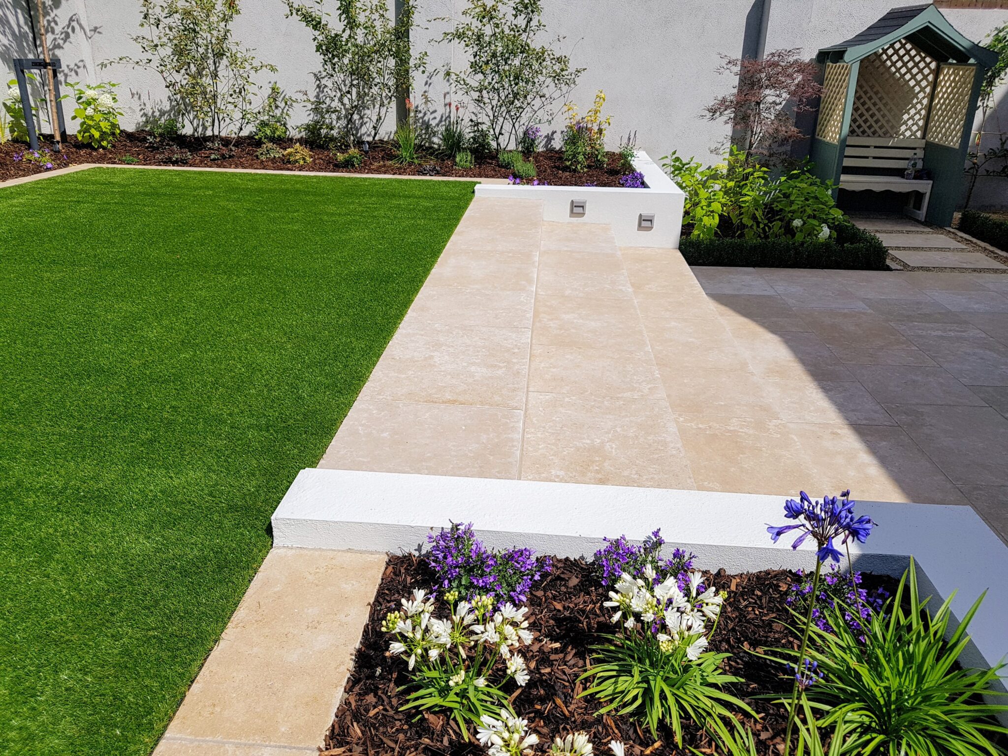 Clean, Crisp & Contemporary Garden Design in Cabinteely